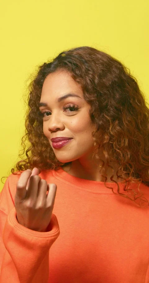 Come Here Stock Videos – Royalty-Free HD & 4K Videos