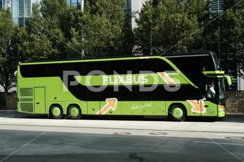 FlixBus bus ~ High Resolution & Quality / Low Cost #85640033