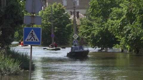 Flooding in the city of Kherson, Ukraine... | Stock Video | Pond5