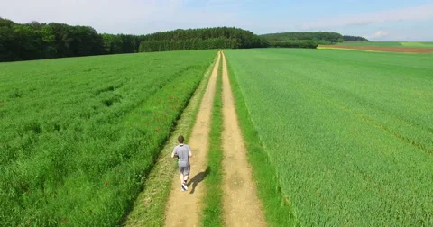 Running Man Com Stock Videos – Royalty-Free HD & 4K Videos | Pond5