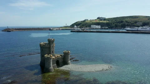 flying counter clockwise around iconic c... | Stock Video | Pond5