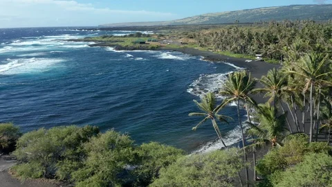 flying counter clockwise over Hawaii's P... | Stock Video | Pond5