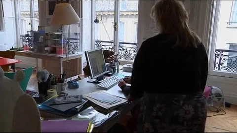 Does The Previously Stock Videos – Royalty-Free HD & 4K Videos | Pond5