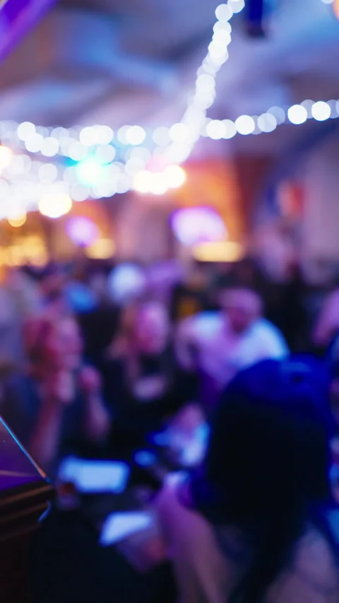 Friends at Pub Quiz Night - Blurry Verti... | Stock Video | Pond5