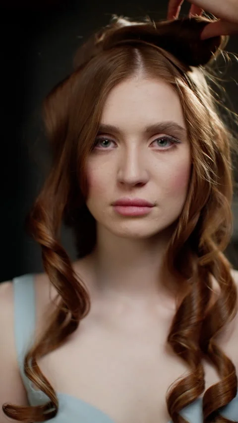 Woman Facing Front Stock Videos – Royalty-Free HD & 4K Videos | Pond5