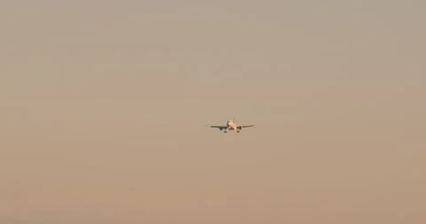 Front view of Airbus A319-111 passenger ... | Stock Video | Pond5