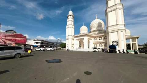 front view of the Jamik Lambaro mosque | Stock Video | Pond5