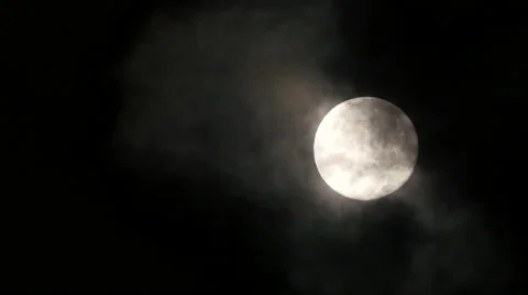 Full super moon real no CG cloud moving ... | Stock Video | Pond5