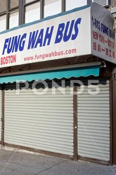 Fung Wah Bus Fung Wah Bus signage at the shuttered Fung Wah storefront ...
