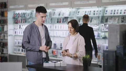 Male Models Shows Stock Videos – Royalty-Free HD & 4K Videos