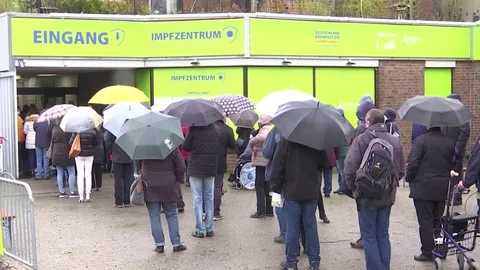 Go Back Further Stock Videos – Royalty-Free HD & 4K Videos | Pond5