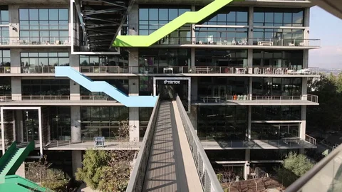 Get Tiktok Stock Videos – Royalty-Free HD & 4K Videos | Pond5