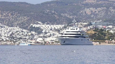 The giant superyacht Eclipse | Stock Video | Pond5