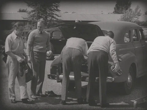 Explain A Daily Stock Videos – Royalty-Free HD & 4K Videos | Pond5