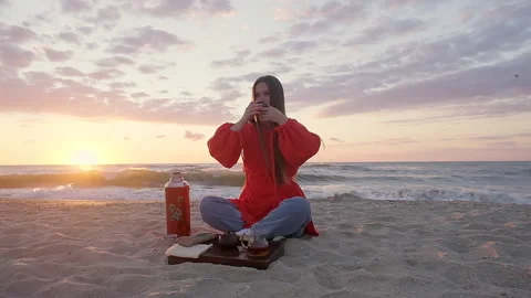 Beach Tea E Stock Videos – Royalty-Free HD & 4K Videos