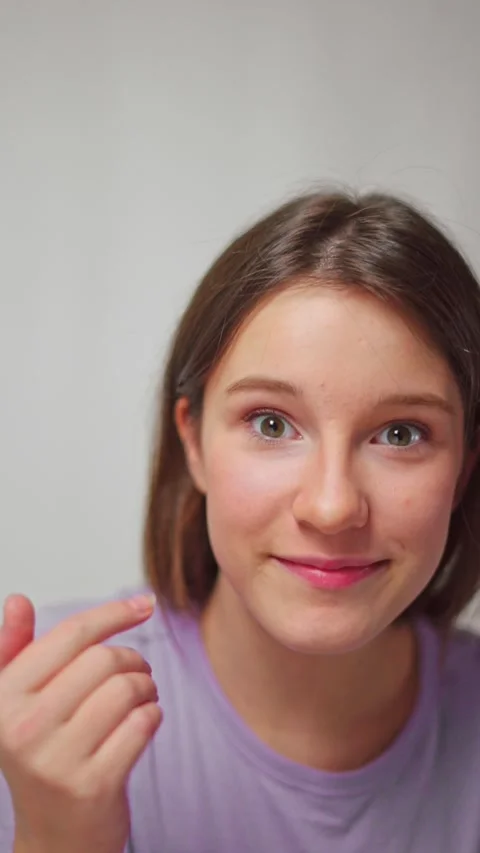 Come For Someone Stock Videos – Royalty-Free HD & 4K Videos | Pond5