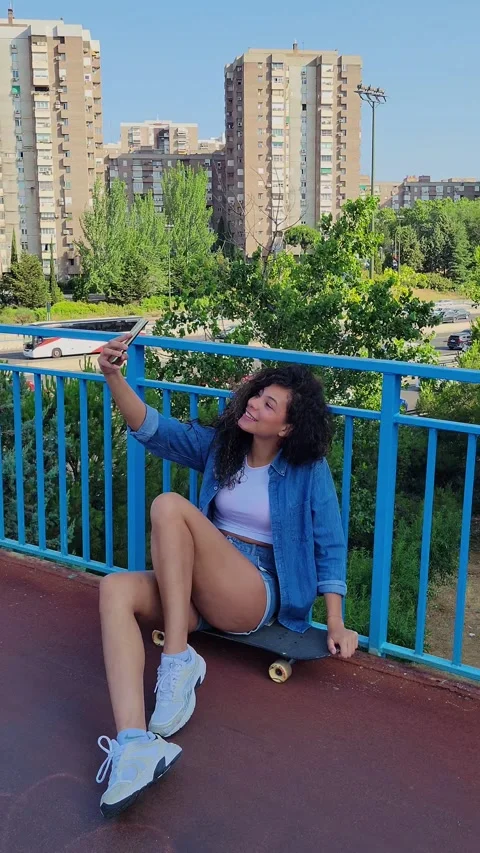 18 + Girl Stock Videos – Royalty-Free HD & 4K Videos | Pond5