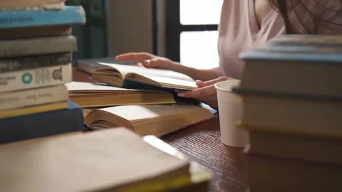 Girl Student P Stock Videos – Royalty-Free HD & 4K Videos