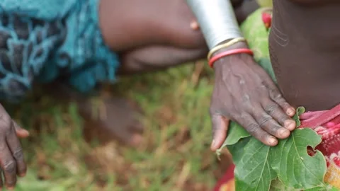 Girl from Suri tribe during a scarifica... | Stock Video | Pond5