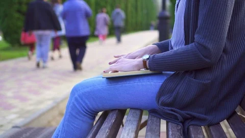 Close Visual In Stock Videos – Royalty-Free HD & 4K Videos | Pond5