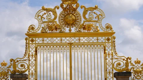 The golden entrance gate of the famous P... | Stock Video | Pond5