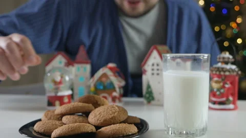 Christmas Good Night Stock Videos – Royalty-Free HD & 4K Videos