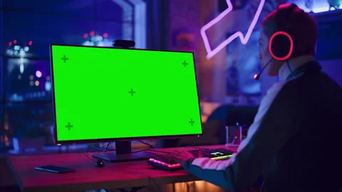 Green Screen Female Gamer Playing at Hom... | Stock Video | Pond5