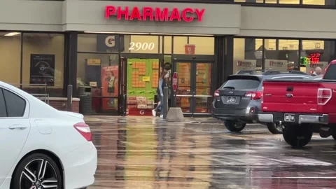 6% Grocery Stock Videos – Royalty-Free HD & 4K Videos | Pond5