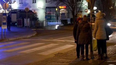 Wpmen Who Talk Stock Videos – Royalty-Free HD & 4K Videos