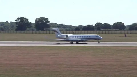 Gulfstream G650ER Take Off at Executive ... | Stock Video | Pond5