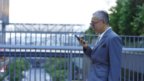 Asian Ai Guy Stock Videos – Royalty-Free HD & 4K Videos