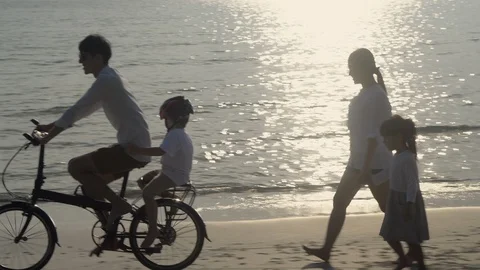 Father Daughter Son Stock Videos – Royalty-Free HD & 4K Videos