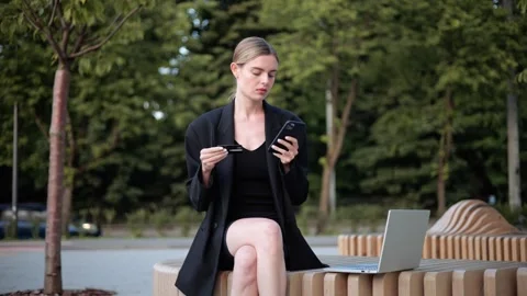 Customer Payments Stock Videos – Royalty-Free HD & 4K Videos | Pond5