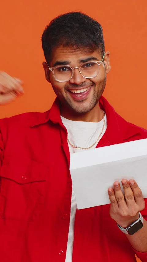 Onloan Letter Stock Videos – Royalty-Free HD & 4K Videos | Pond5