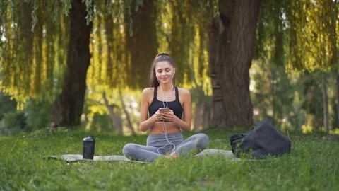 Happy Vibing Stock Videos – Royalty-Free HD & 4K Videos | Pond5