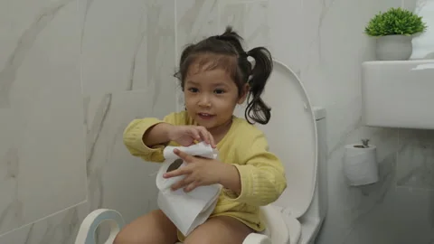 Girls Pees Stock Videos – Royalty-Free HD & 4K Videos