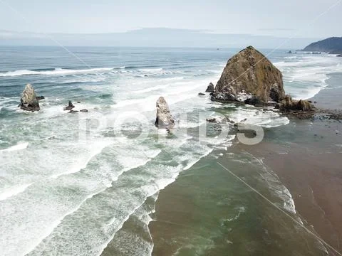 Haystack Rock, The Needles, Bird Rock and Sea Lion Rock at Cannon Beach ...