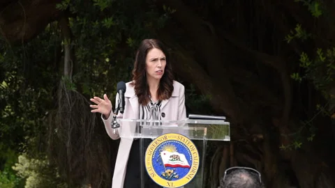 Prime Video Signin Stock Videos – Royalty-Free HD & 4K Videos | Pond5