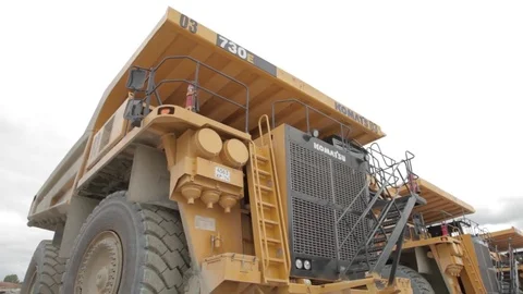 Bottom Dump Truck Stock Videos – Royalty-Free HD & 4K Videos | Pond5