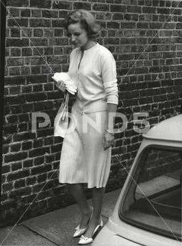 Photograph: Heiress Sarah Skinner Model Former Debutante At Brixton ...