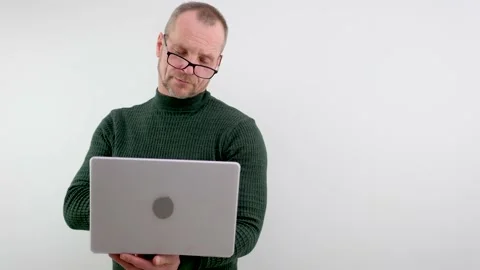 Banner Laptop Stock Videos – Royalty-Free HD & 4K Videos | Pond5