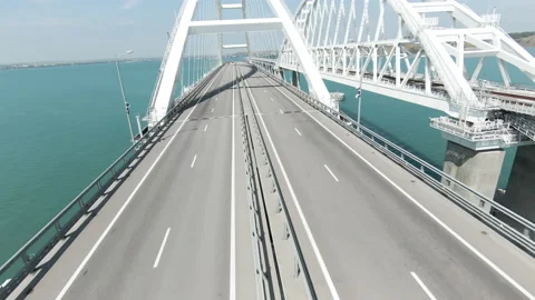 A huge bridge is a bird's-eye view. Acti... | Stock Video | Pond5