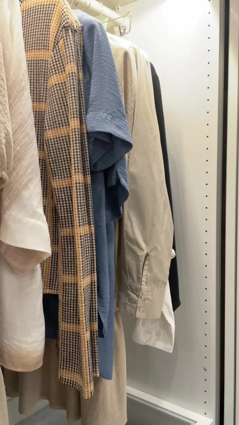 Hanging Door Sliding Stock Videos – Royalty-Free HD & 4K Videos | Pond5