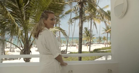 Husband and Wife Stock Videos – Royalty-Free HD & 4K Videos | Pond5