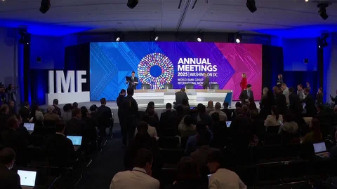 Uncertainty World Stock Videos – Royalty-Free HD & 4K Videos