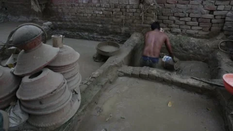 Indian artisans ramp up clay lamps produ... | Stock Video | Pond5