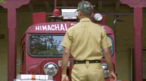 Man Truck India Stock Videos – Royalty-Free HD & 4K Videos | Pond5