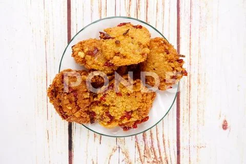 Indian traditional food - Kuih Vadey, Fried Dhal Beans Cake. ~ Premium ...