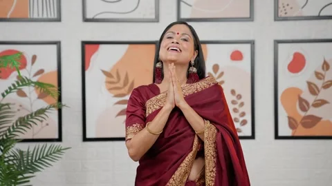 Indian woman clapping to beat | Stock Video | Pond5