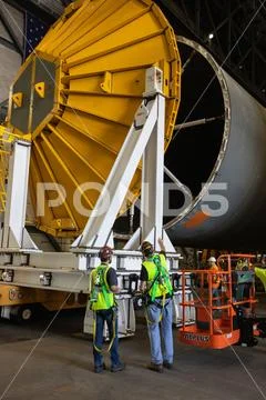 Inside the Vehicle Assembly Building at NASAs Kennedy Space Center in ...